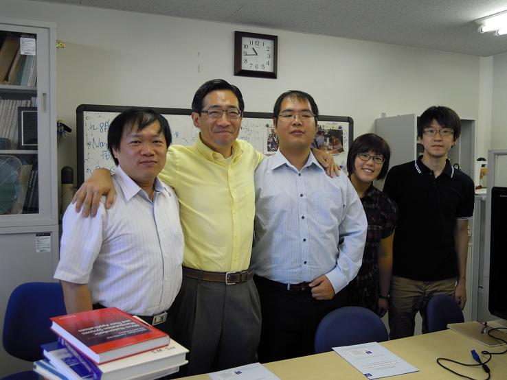 台湾交通大学 李先生、Chieh-Yang Chen (陳頡陽) さん、Li-Wen Chen (陳儷文) さんが来訪